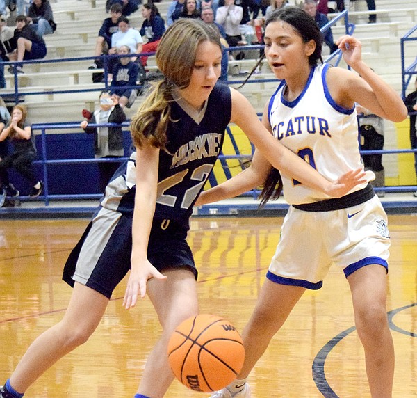 Decatur varsity, junior high girls have winning week | Westside Eagle ...