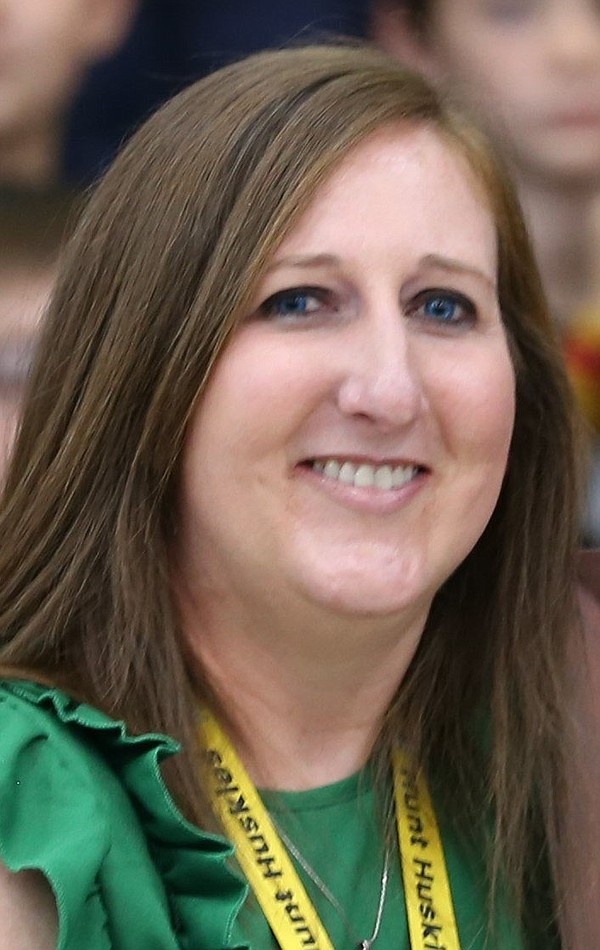 Springdale educator wins 2022 assistant principal of the year award ...
