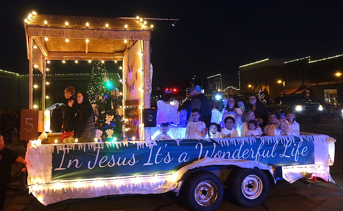 Atlanta Parade a holiday tradition | Texarkana Gazette