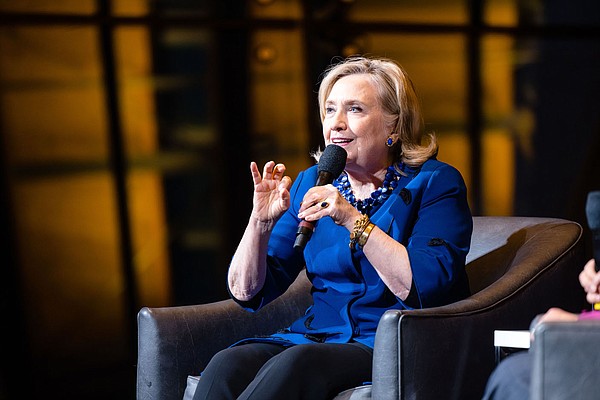Hillary Clinton speaks on democracy at Crystal Bridges Museum ...
