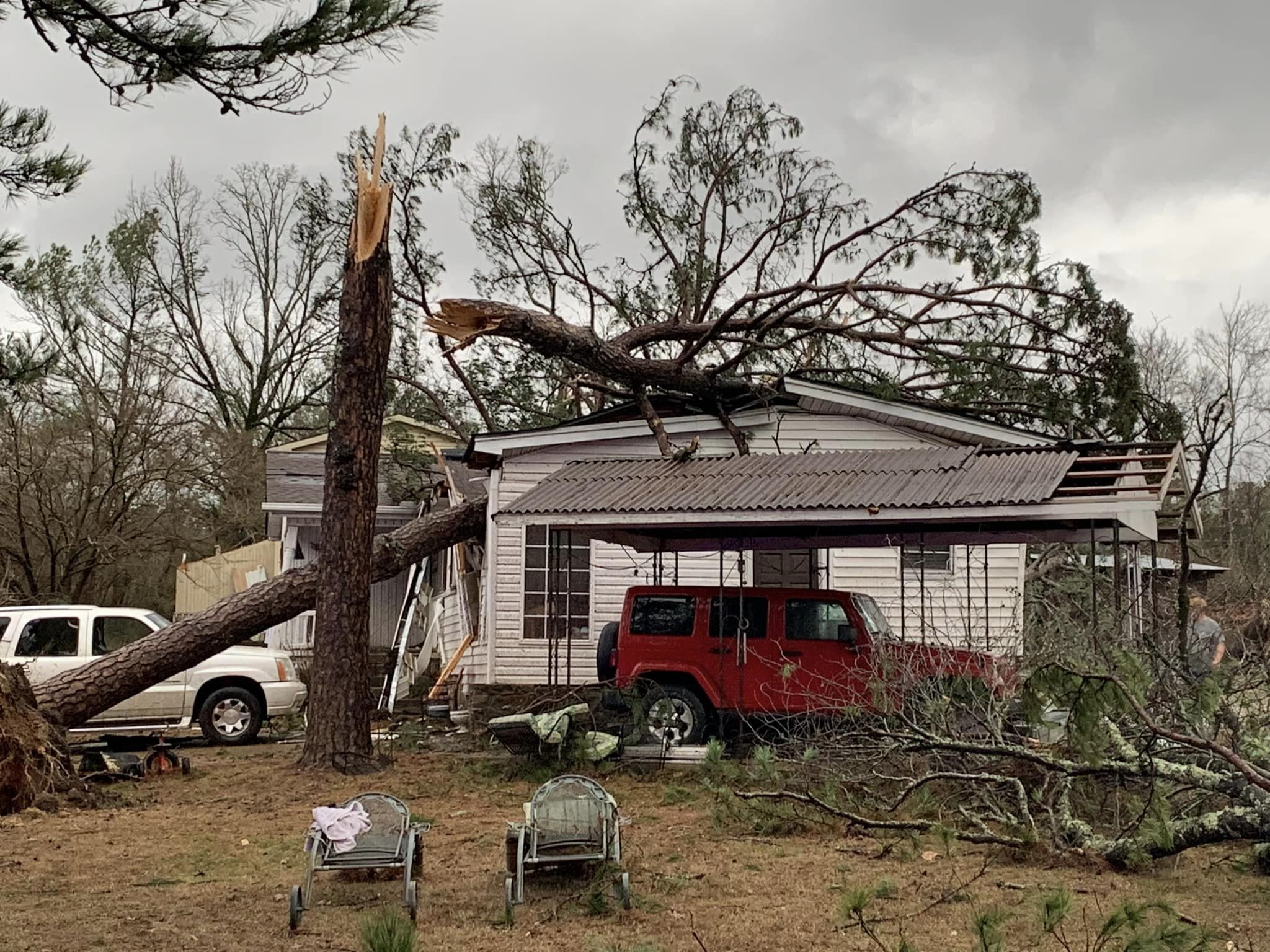 WATCH: High winds damage 20 structures, county says | Hot Springs ...