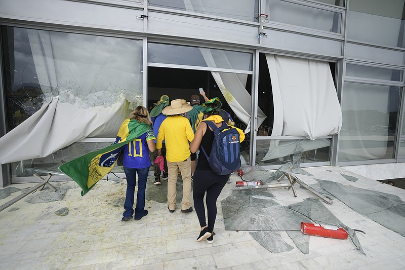 Authorities probe who was behind uprising in Brazil | Fulton Sun