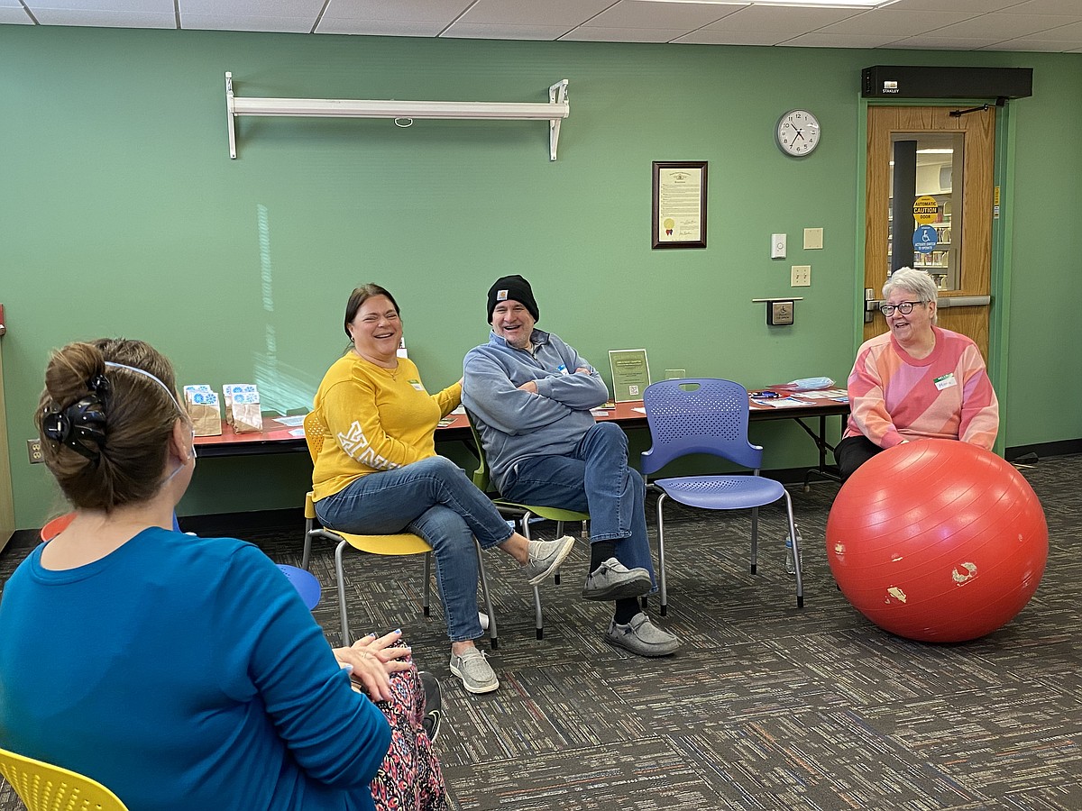 Memory Cafe provides winter fun | Fulton Sun