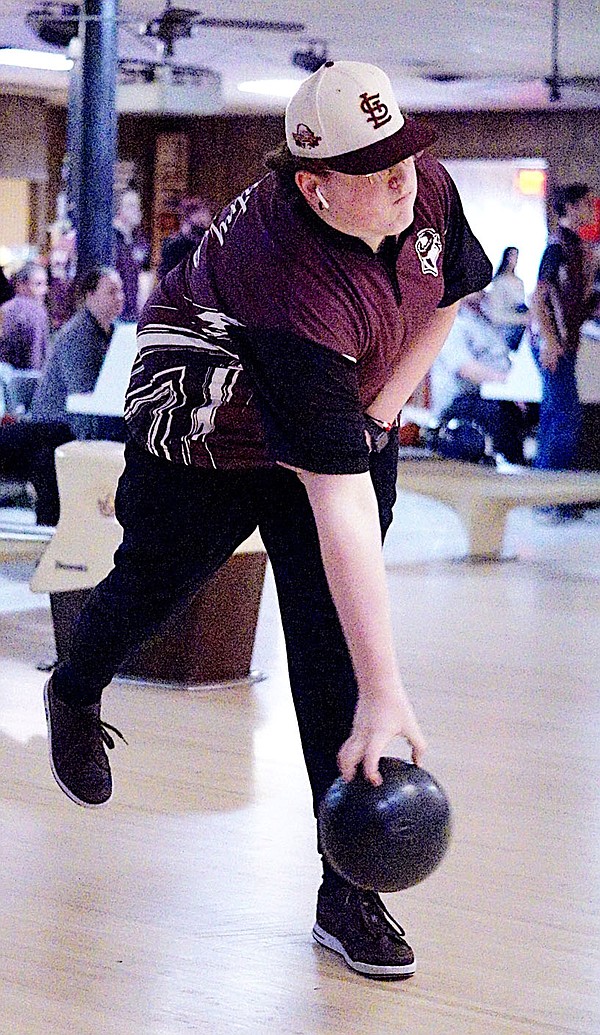 Gentry bowling teams win home contests | Westside Eagle Observer