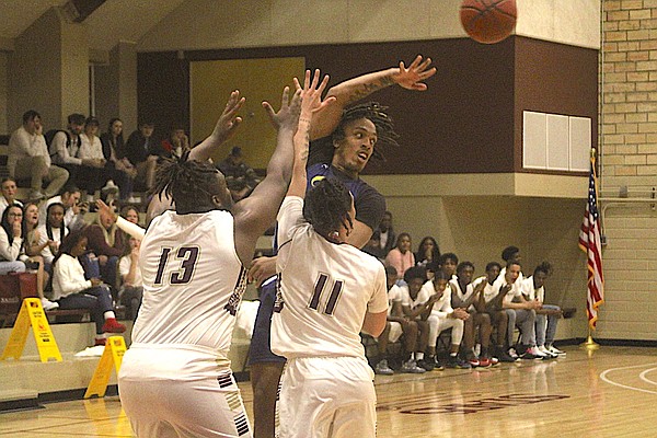 SAU Tech loses a tough one 72-64 to SouthArk