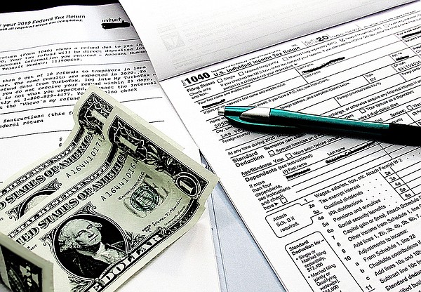 Lugares para hacer tus impuestos sin costo alguno | La Prensa Libre