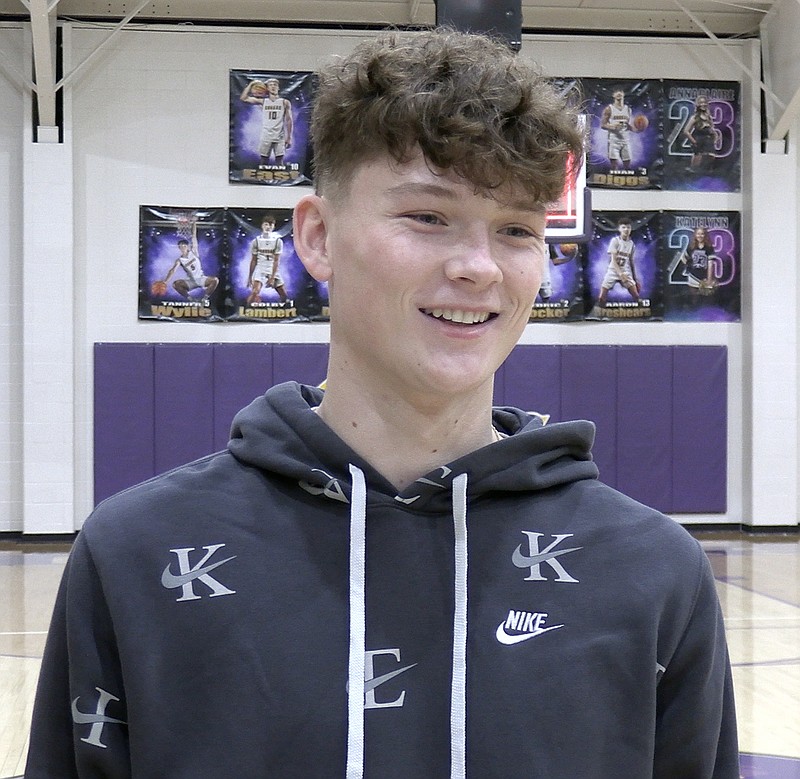 WATCH | Lambert continues family’s legacy with 1,000 points | Hot ...
