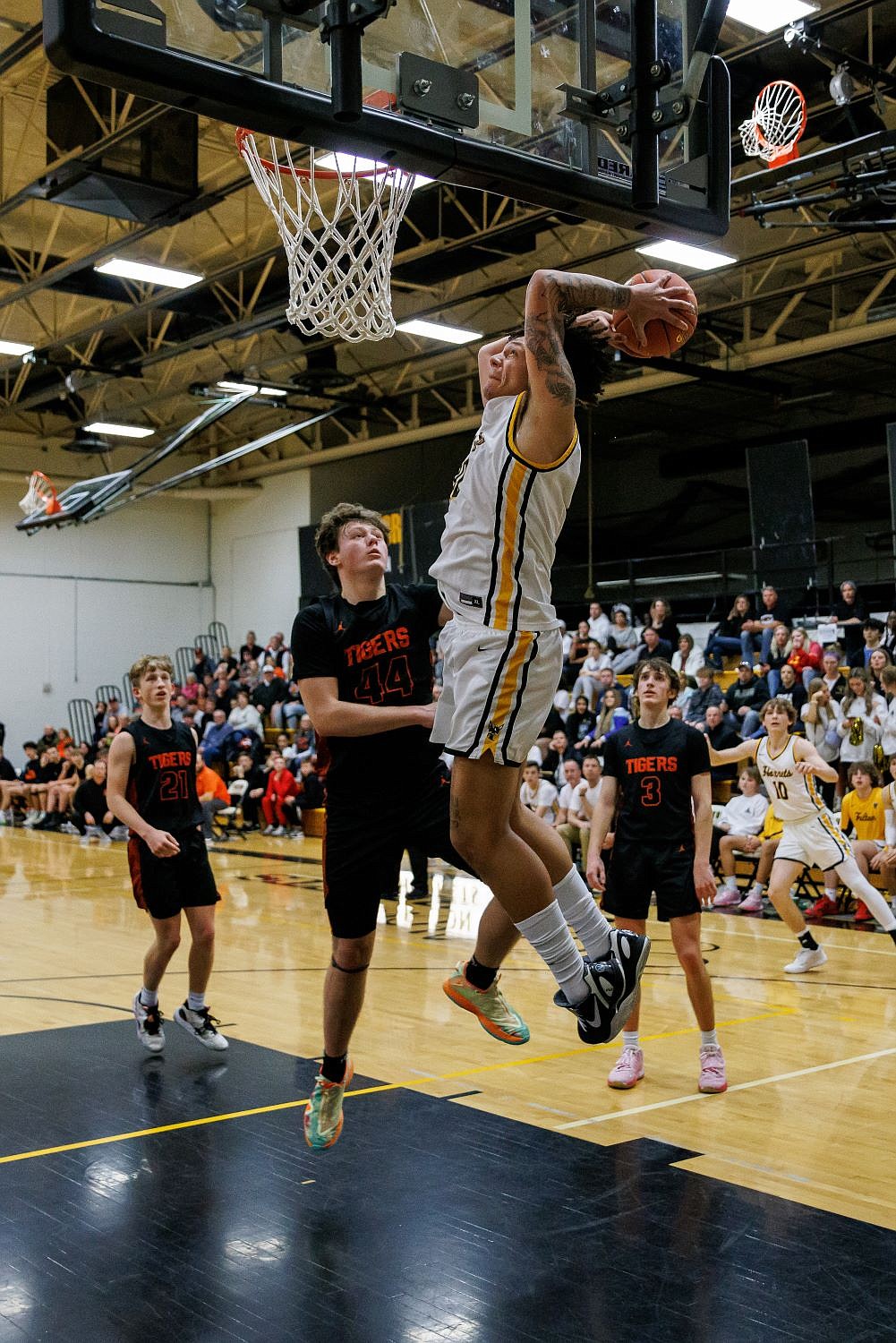 Lancaster’s & Gohring’s performances secure a Fulton boys basketball ...