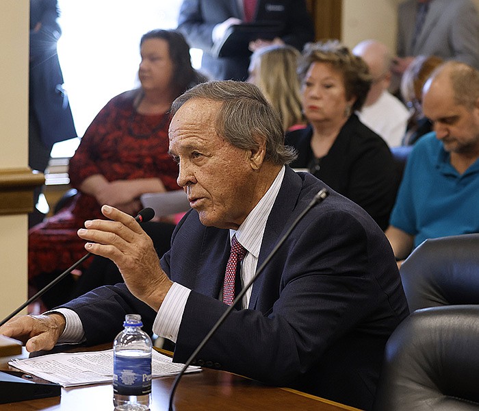 Arkansas Senate panel OKs bill allowing minors to sue health care ...