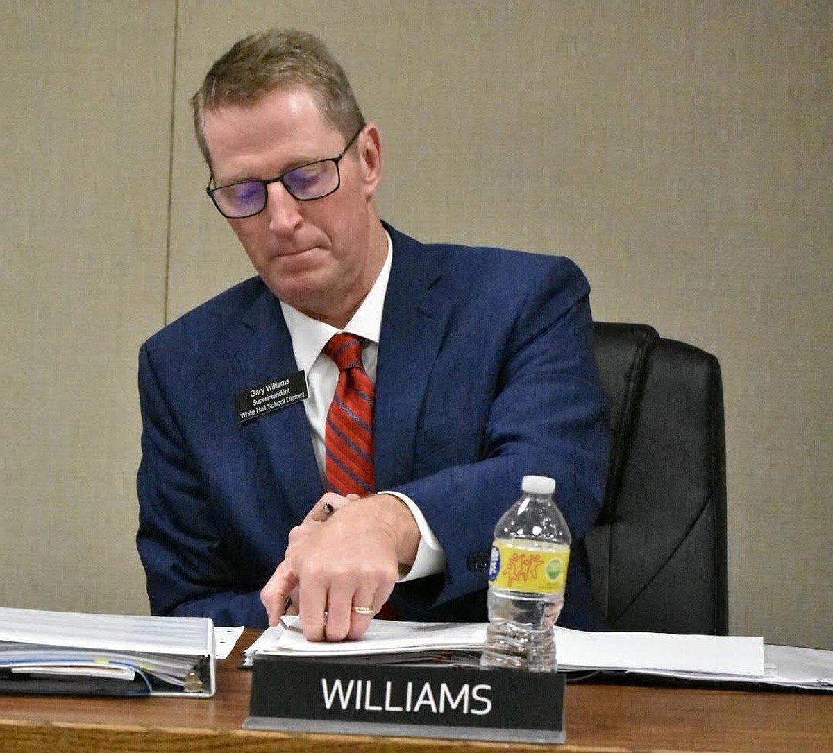 White Hall School District renews contract of Superintendent Williams ...