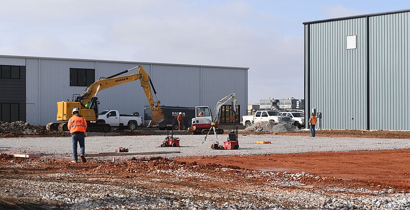 City commission ready for completion of new hangar at Springdale ...