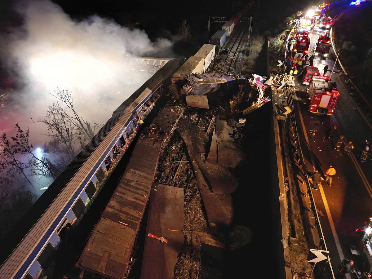 Fiery Greece train collision kills 26, hurts at least 85 | Hot Springs ...