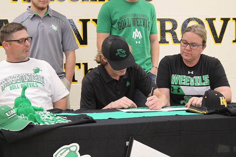 HG’s Gabe Johnson signs with UAM for baseball | Camden News