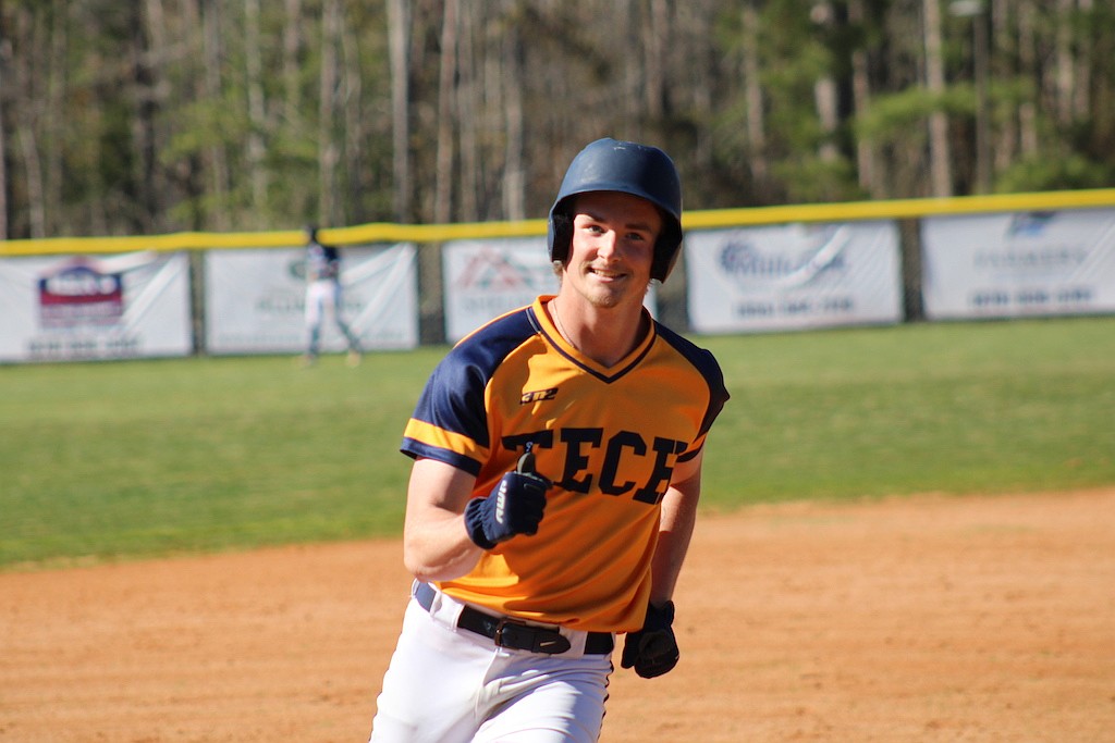 Rockets baseball wins first home game ever | Camden News