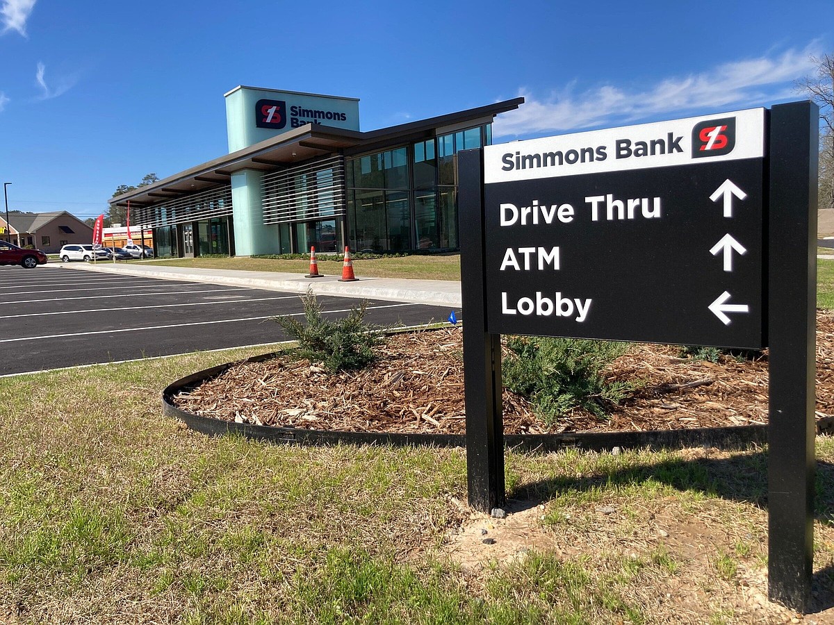 New Simmons Bank branch already open | Northwest Arkansas Democrat-Gazette