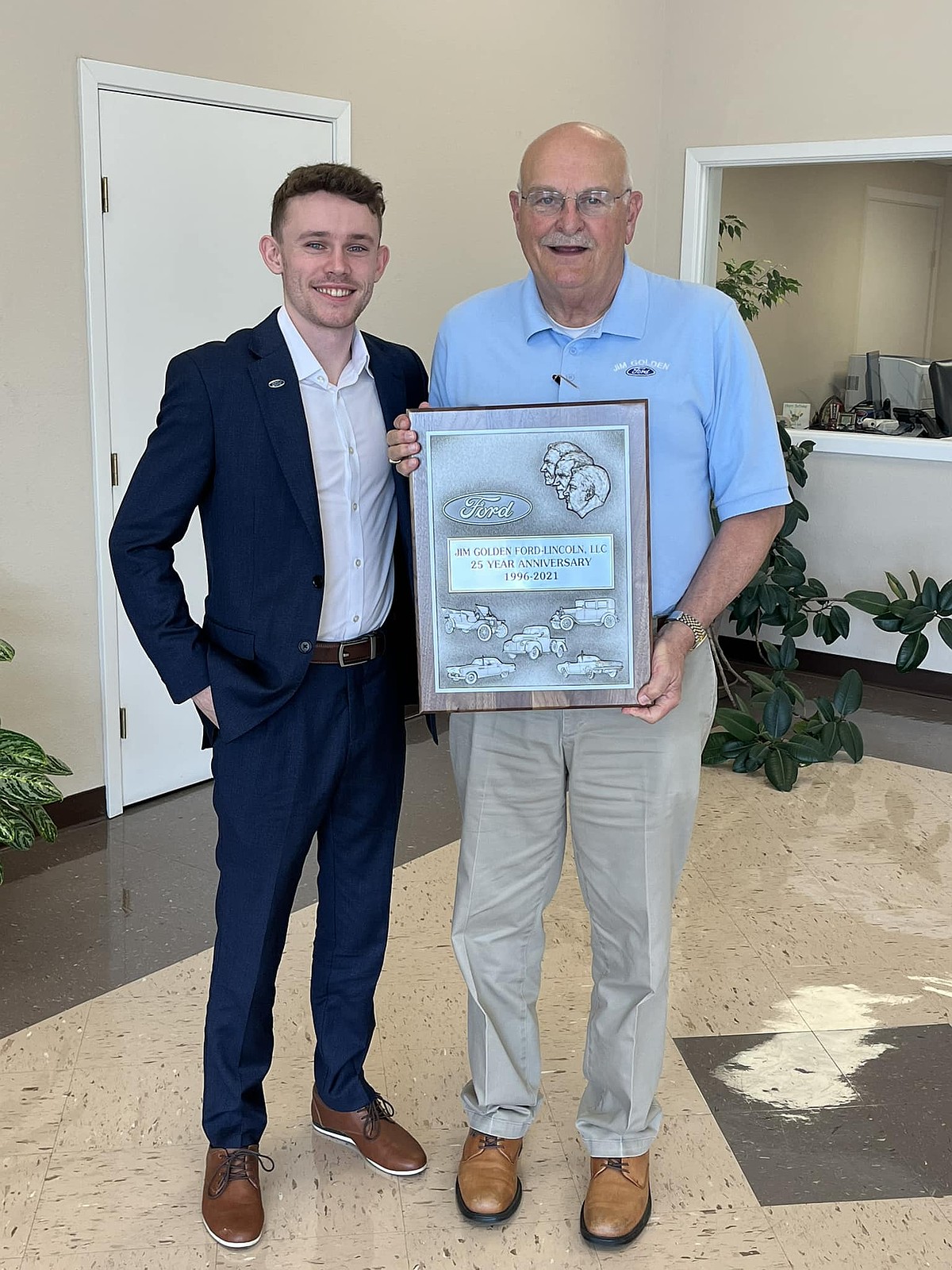 Ford celebrates 25 years of Jim Golden Ford | Camden News