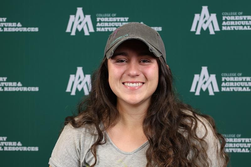 Codi Jo Tupa of Sparkman accepted into veterinary school | Camden News