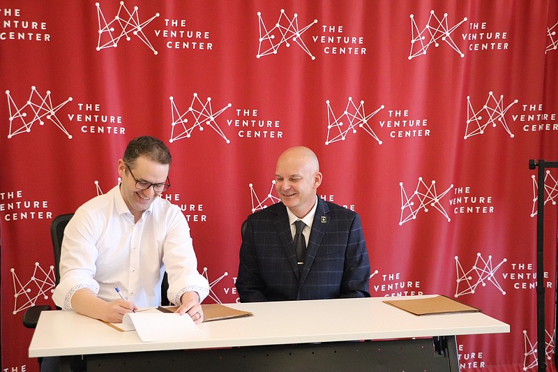 SBA Arkansas and The Venture Center Form Alliance | Magnolia Banner News