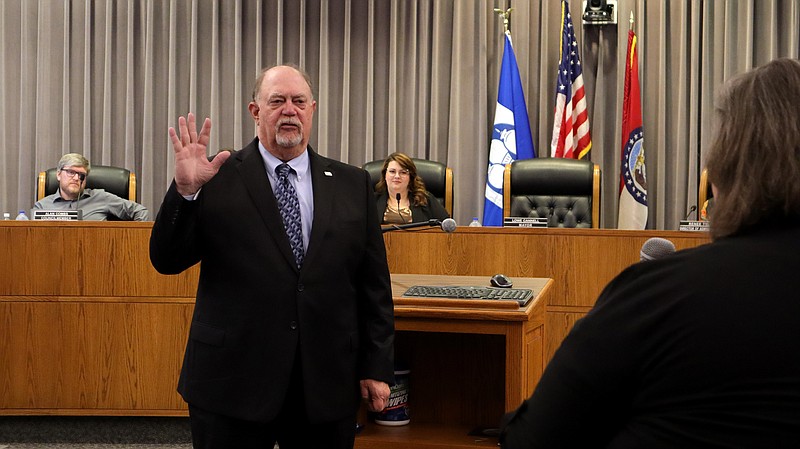 Fulton mayor, council members, city attorney sworn-in | Fulton Sun