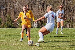 Beckmeyer nets first career goal as Fulton girls soccer falls to Mexico ...