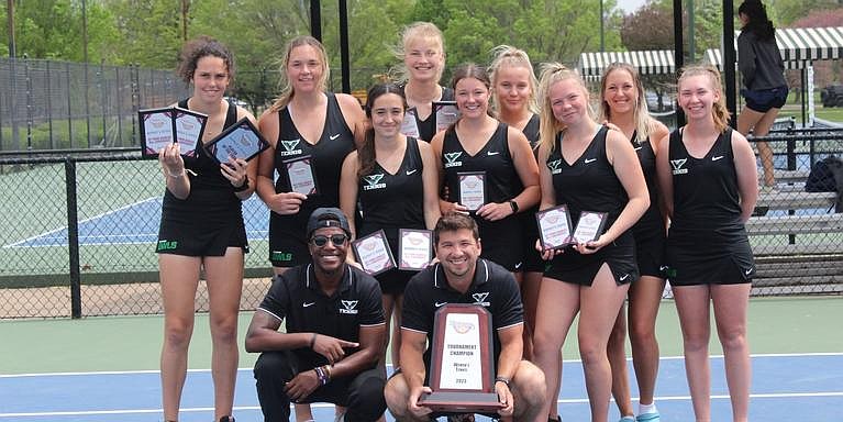 (#23) Owls earn automatic bid to NAIA National Championship, sweep TX ...