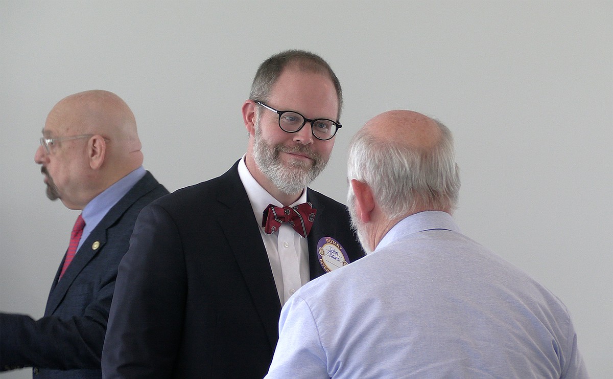 WATCH | Director of Pryor Center visits HS Rotary | Hot Springs ...