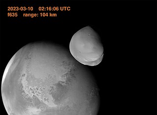 UAE spacecraft takes close-up photos of Mars’ little moon | Texarkana ...