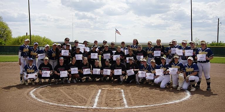 Owls end regular season with Think Pink games | Fulton Sun