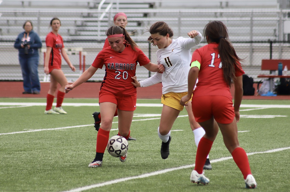 Fulton girls soccer works hard, falls at Winfield | Fulton Sun