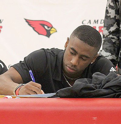 Camden Fairview star, Thomas, opts for Grambling over Arkansas ...