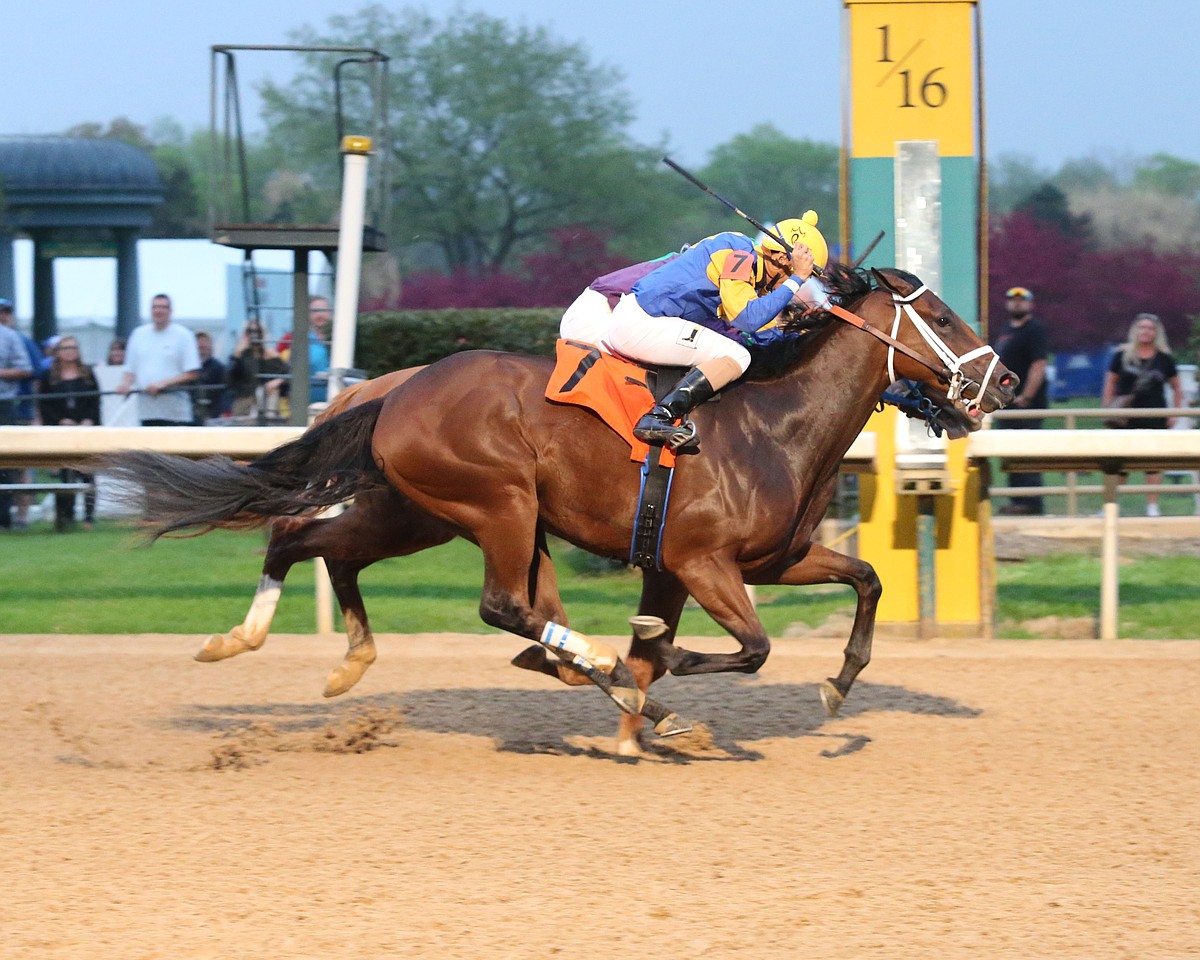 Mr. Wireless returns to Oaklawn for Lake Ouachita | Hot Springs ...