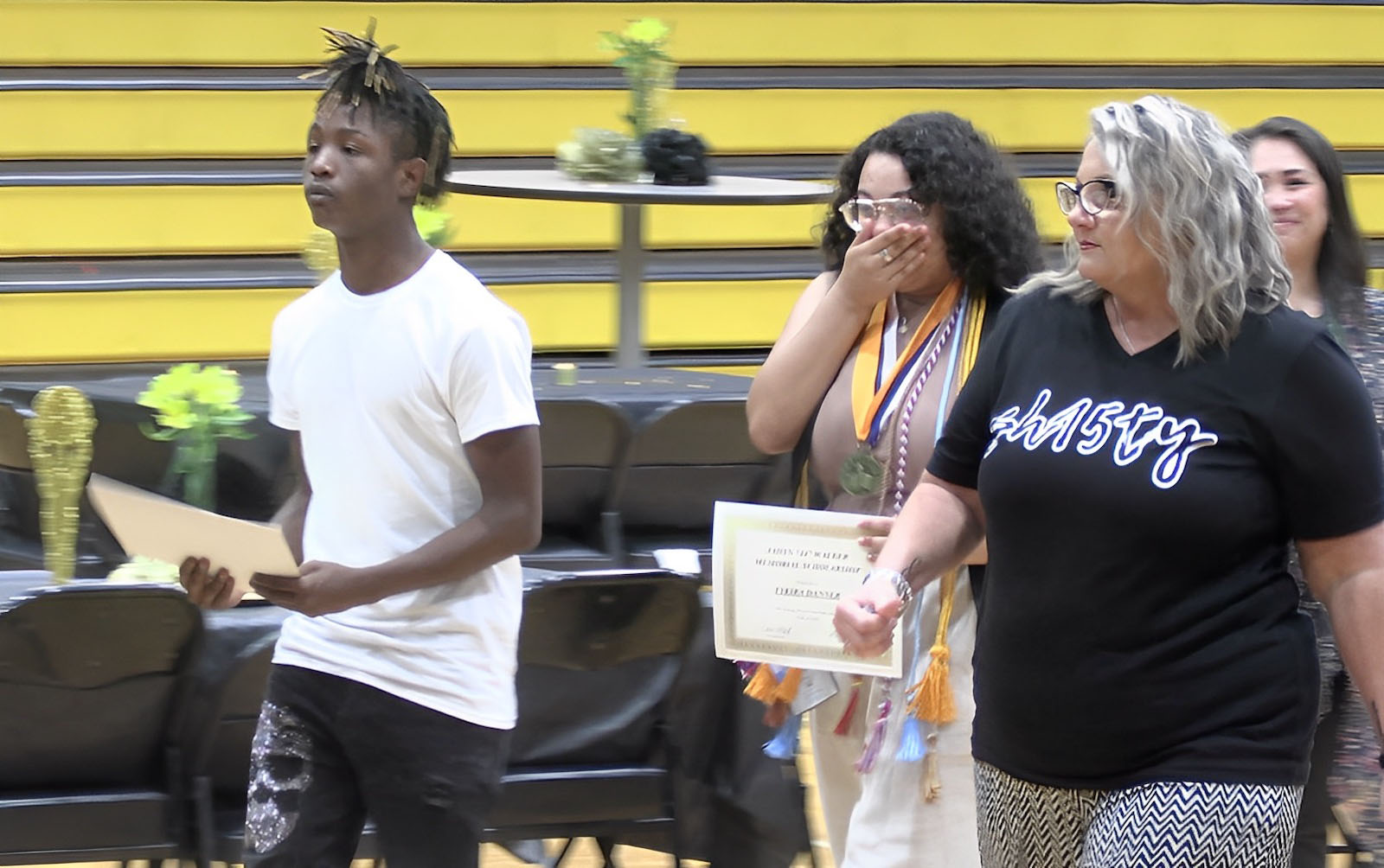 WATCH | Trojan legacy: Memorial scholarships given in Walker’s name ...