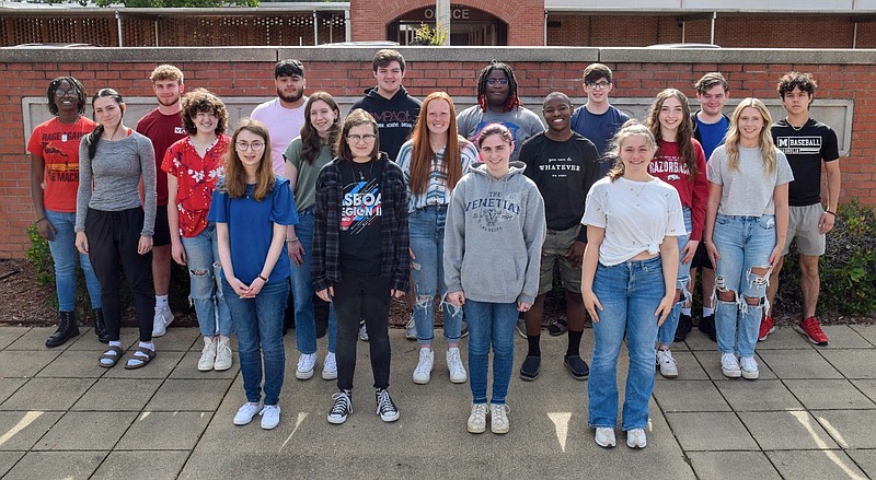 Students earn MHS Gold Club membership | Magnolia Banner News