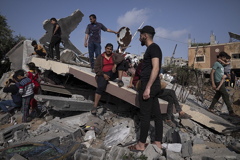 Palestinian militants fire more rockets; Israeli airstrikes hit Gaza ...