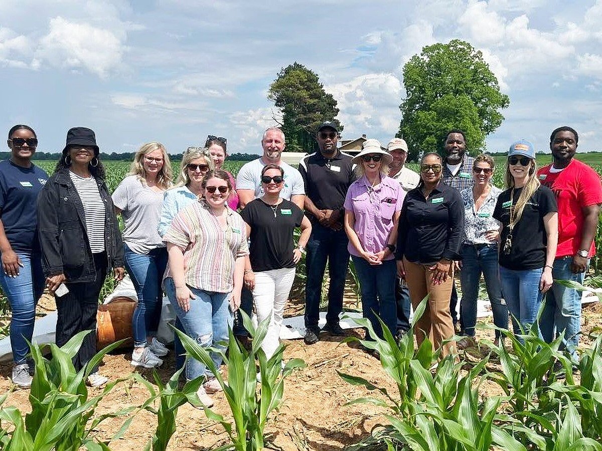 Leadership Pine Bluff takes tour of garden, farm | The Arkansas ...