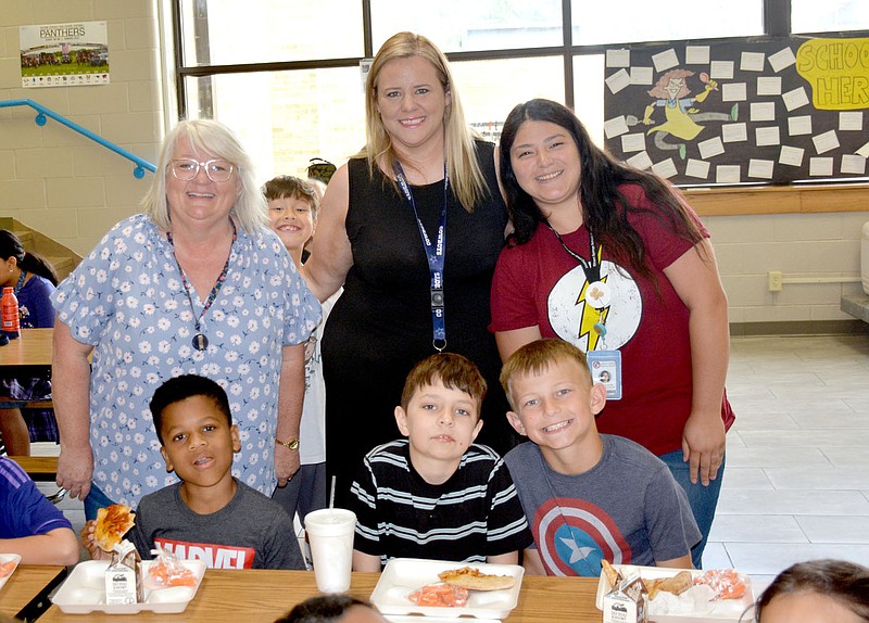 Enjoying pizza at the end of the school year | Siloam Springs Herald-Leader