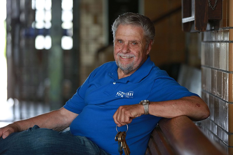 Love of history, experience in prison inspires MSP guide | Jefferson ...