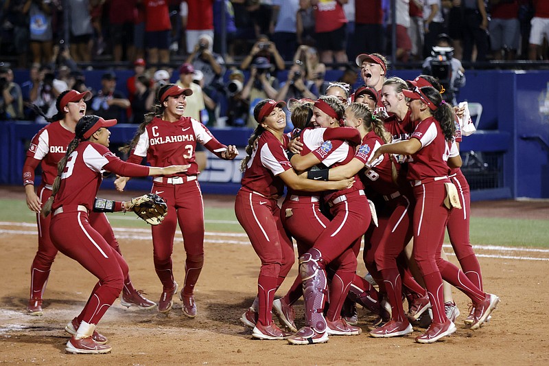Oklahoma Wins Womens College World Series Title