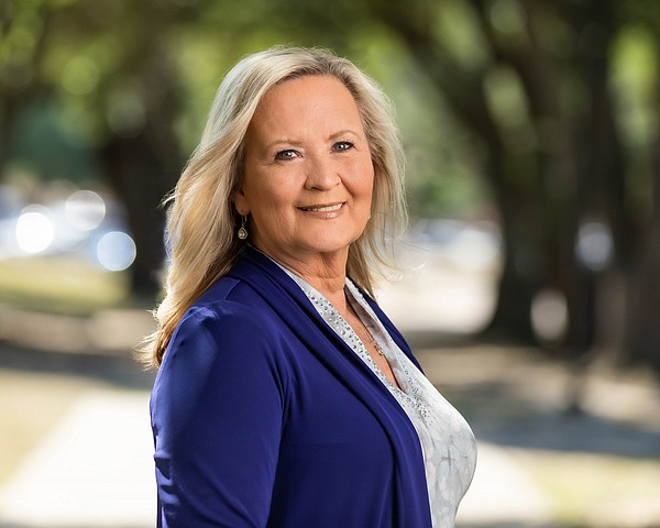 Reception set for FB&T's Holley, who is retiring after 23 years