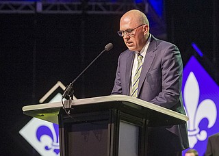 Southern Baptist Conference reelects former Arkansan as its president ...