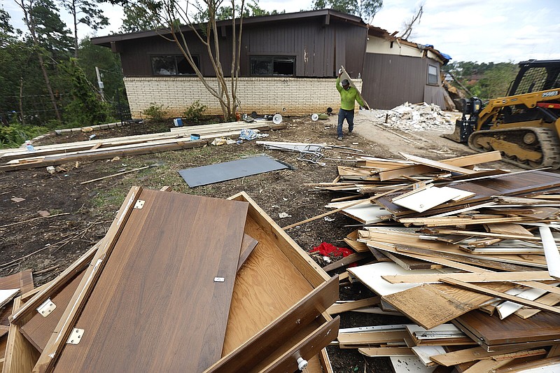 Rebuilding tornado-wrecked houses looks slow, say real estate ...