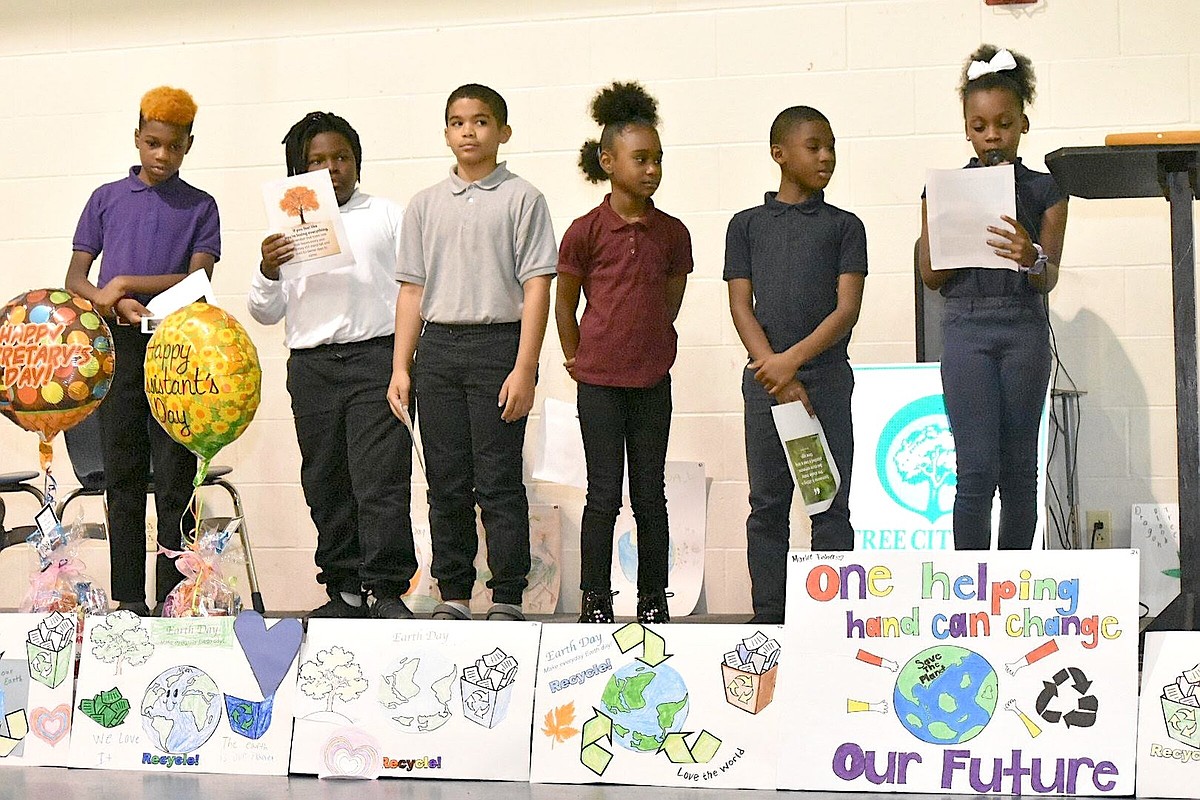 PBSD board to weigh eliminating uniforms | Northwest Arkansas Democrat ...