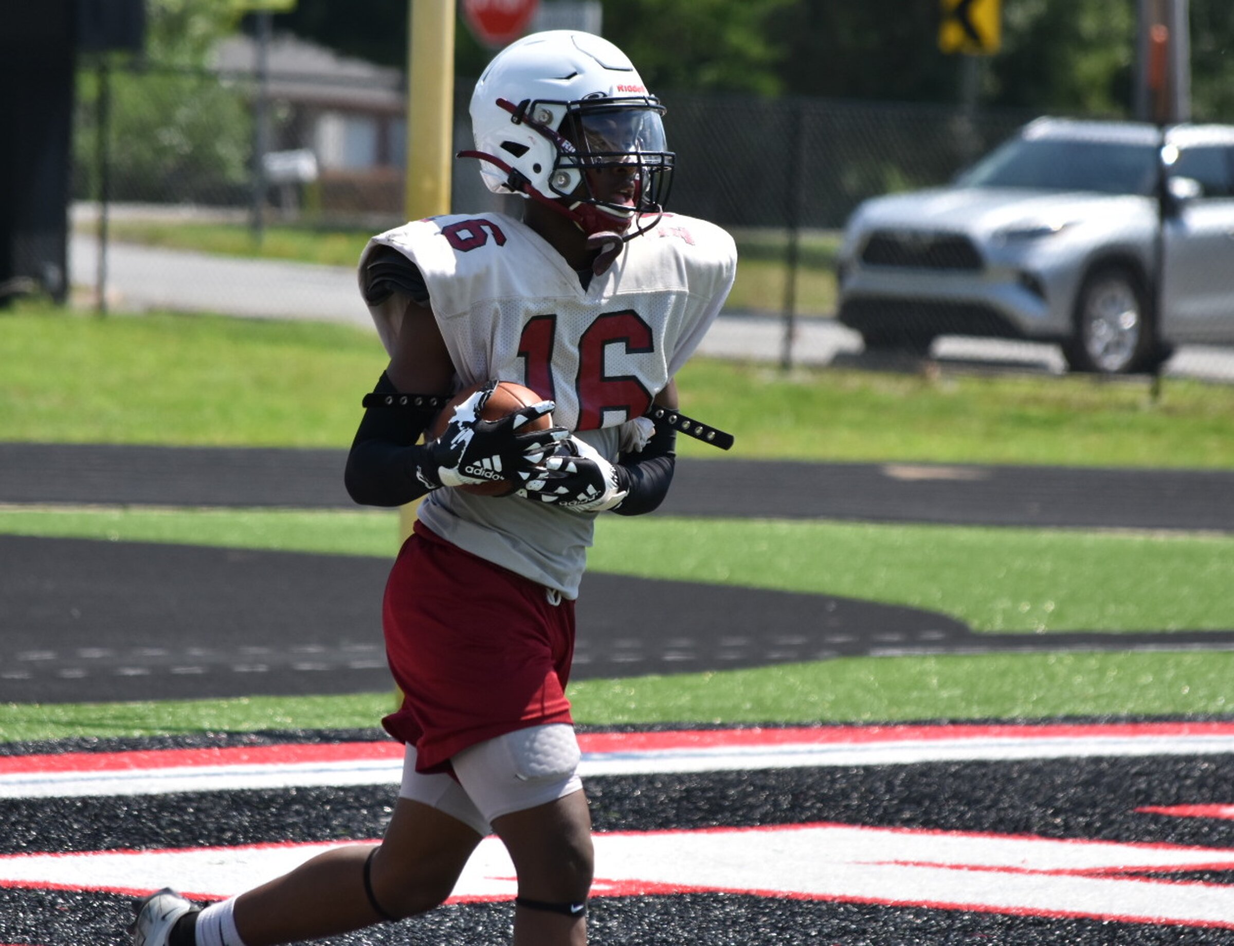 White Hall hosts 5 teams at football camp | The Arkansas Democrat ...