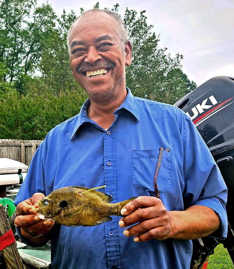 Persistent Mabelvale angler lands $1,000 redear in Challenge | Hot ...