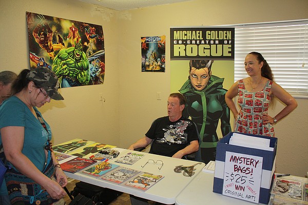 Texarkana native comic book editor and fellow artist meet with fans at ...