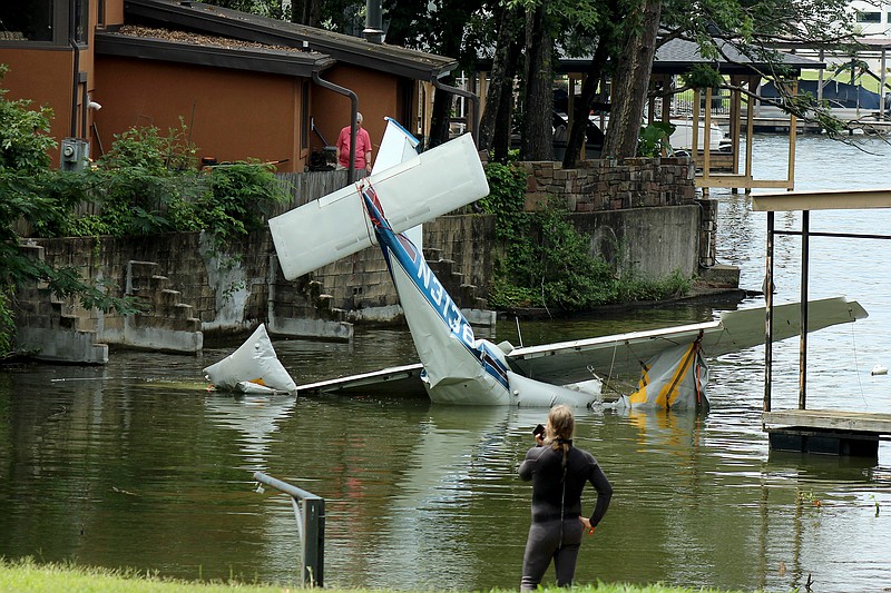 NTSB: Lack of fuel led to fatal crash | Hot Springs Sentinel Record
