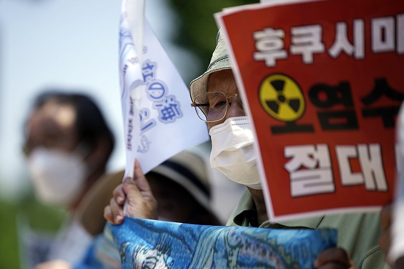 Japan’s industry minister visits nuclear plant | Northwest Arkansas ...