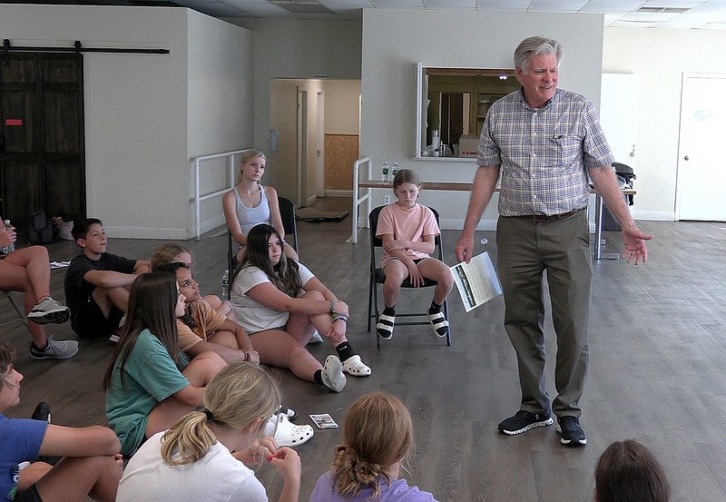 WATCH | Mission Week: Students volunteer for Webb Center, CCMC, ACA ...