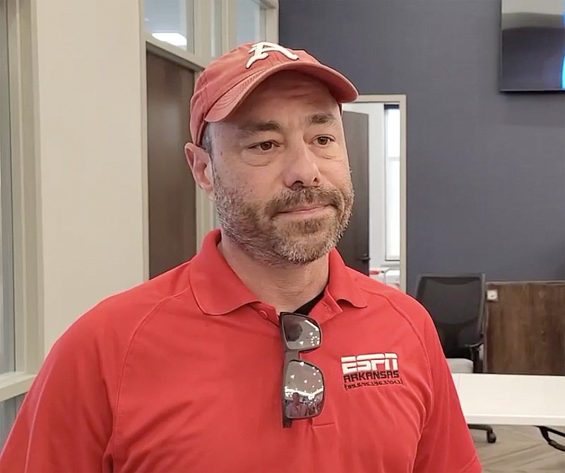 WATCH | Razorback announcer expects more success from Hog baseball ...