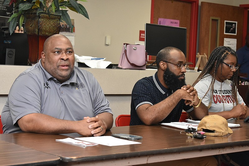 PBSD board to ask for local control | Northwest Arkansas Democrat-Gazette